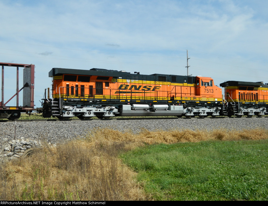 BNSF 7513